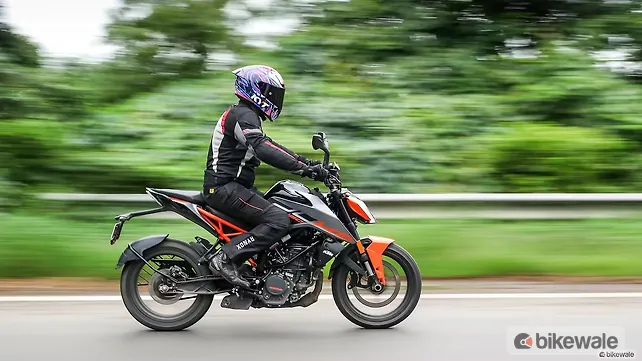 KTM 160 Duke Review: Image Gallery - BikeWale