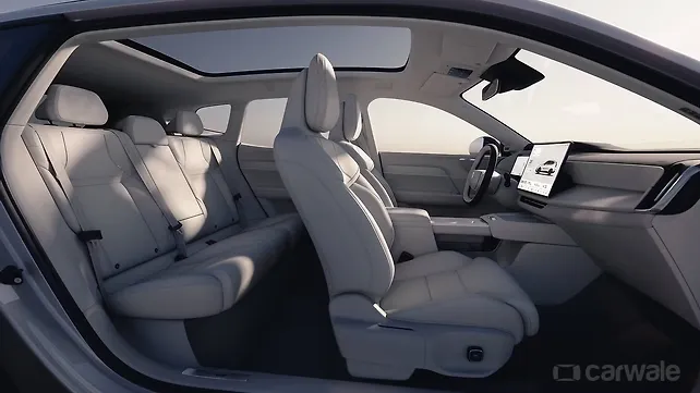 Volvo XC70 Plug-In Hybrid Revealed: Now in Pictures - CarWale