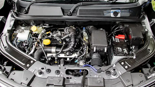 Renault Kiger Facelift First Drive Review | CarTrade