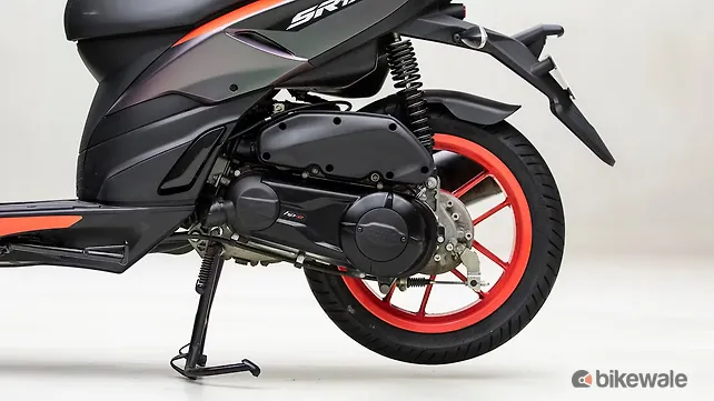 Aprilia SR 175 Price - Mileage, Images, Colours | BikeWale