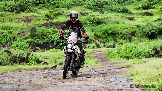2025 Yezdi Adventure: Road Test Review - BikeWale