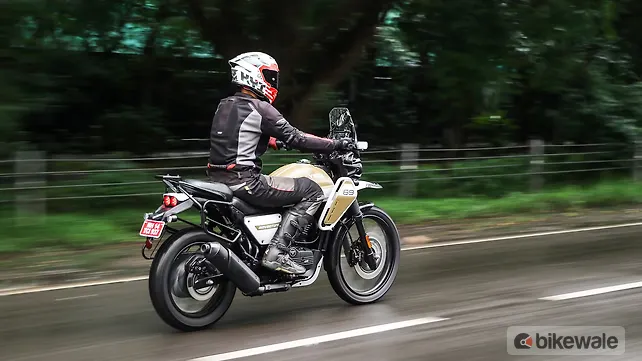 Yezdi Adventure Price - Mileage, Images, Colours | BikeWale