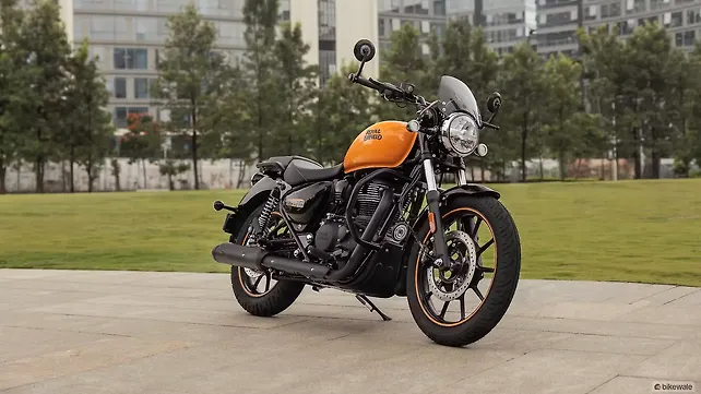 New Royal Enfield Meteor 350: Image Gallery - BikeWale