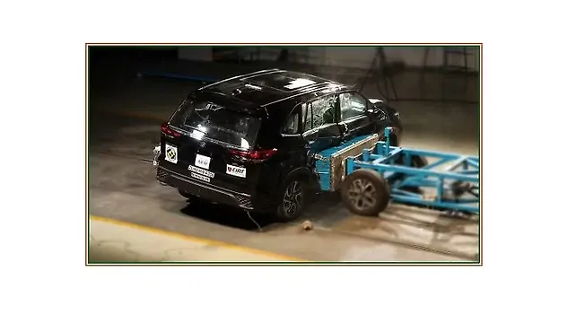 Maruti Suzuki Invicto Scores 5 Star Bharat NCAP Safety Rating | CarTrade