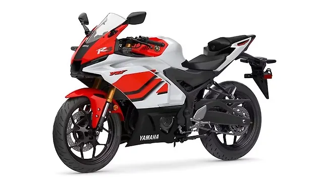 Yamaha R3 70th Anniversary Special Edition Unveiled - BikeWale