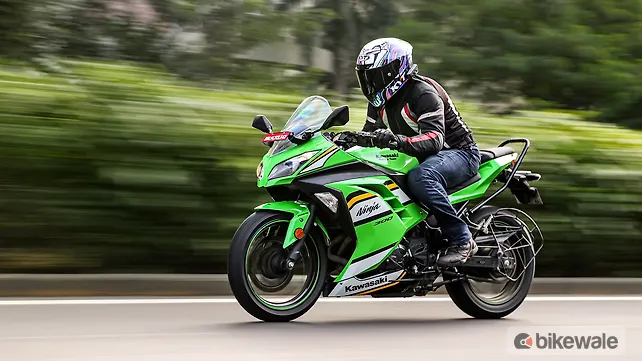 Kawasaki Ninja 300: Road Test Review - BikeWale