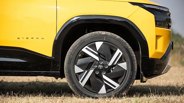 Tata Sierra Diesel Automatic First Drive Review - CarWale