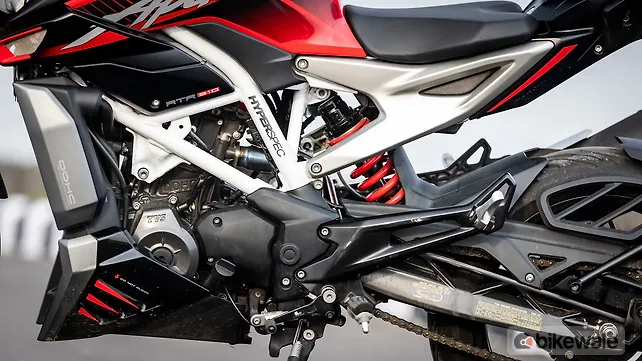 TVS Apache RTR 310 Price - Mileage, Images, Colours | BikeWale