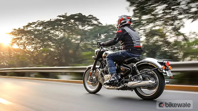 Royal Enfield Classic 650 Price - Mileage, Images, Colours | BikeWale