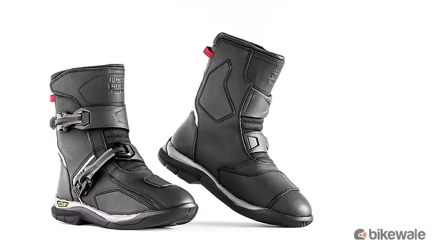 Royal Enfield Wanderer Waterproof Riding Boots Review: Introduction ...