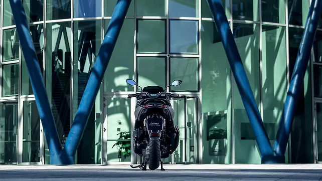 2026 Yamaha Nmax 155: Image Gallery - BikeWale