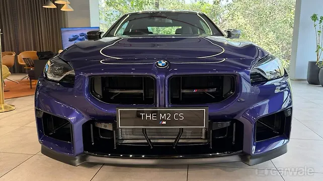 BMW M2 CS First Look Review - CarWale