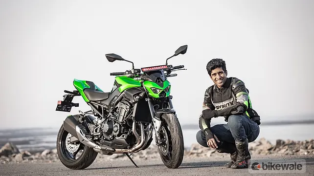 Kawasaki Z900 Price - Mileage, Images, Colours | BikeWale