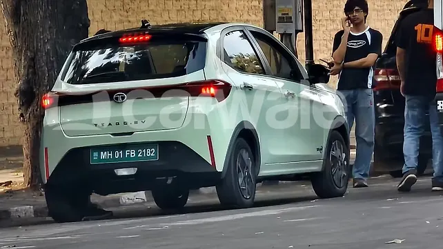 New Tata Tiago and Tiago EV to be Launched in India Tomorrow - CarWale