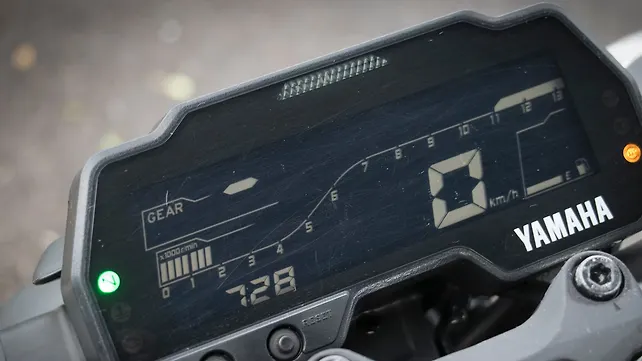 Images of Yamaha MT 15 | Photos of MT 15 - BikeWale