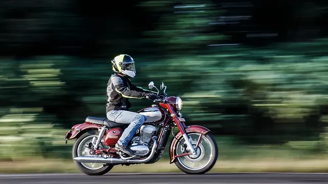 Jawa Standard Price, Images & Used Standard Bikes - BikeWale