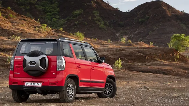 Mahindra TUV300 Price, Images, Colors & Reviews - CarWale