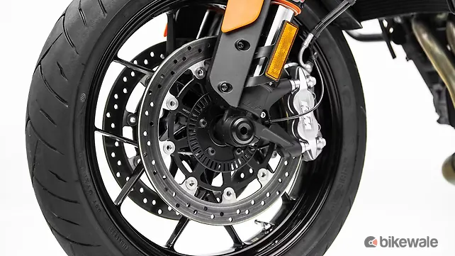 2019 KTM 790 Duke: Road Test Review - BikeWale