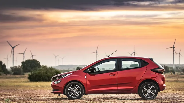 Tata Altroz Driven: Now in Pictures - CarWale