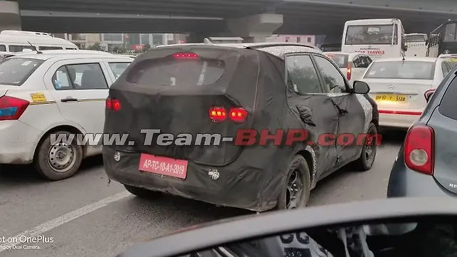 Kia QYI compact SUV continues testing; reveals new details - CarWale