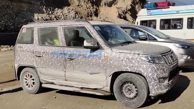 Mahindra TUV300 facelift spotted, front design leaked - CarWale