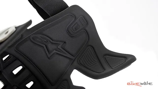 Alpinestars Bionic 7 Knee Brace Review: Introduction - BikeWale