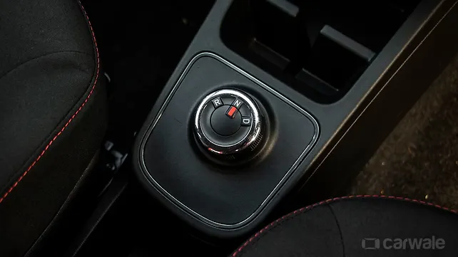 Renault Kwid Price in India - Images, Mileage, Colours - CarWale
