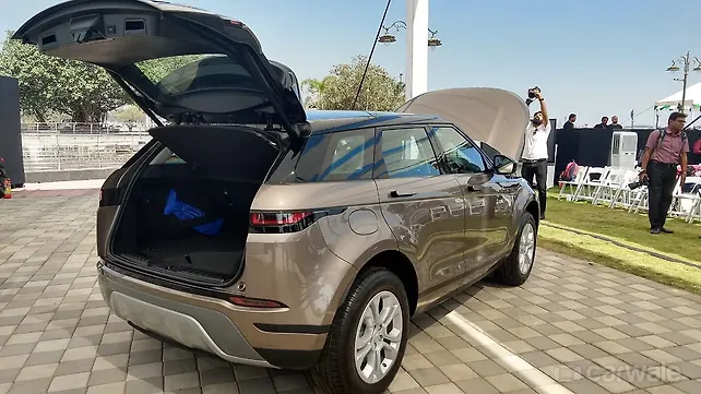 Range Rover Evoque launched: Now in Pictures - CarWale