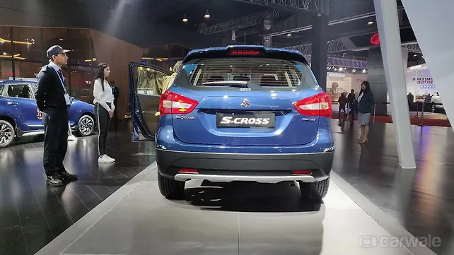 Maruti S-Cross Petrol hybrid debuts at Auto Expo 2020 - CarWale