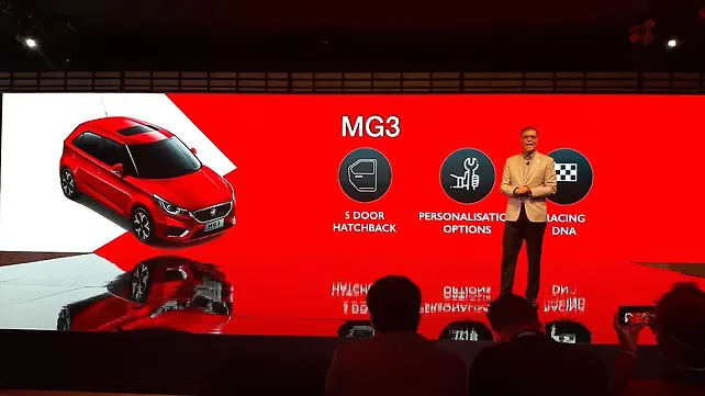 MG Hector Plus unveil at Auto Expo 2020: Live updates - CarWale
