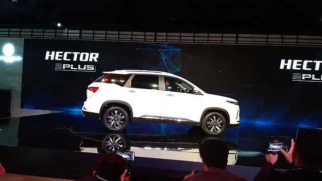 MG Hector Plus unveil at Auto Expo 2020: Live updates - CarWale