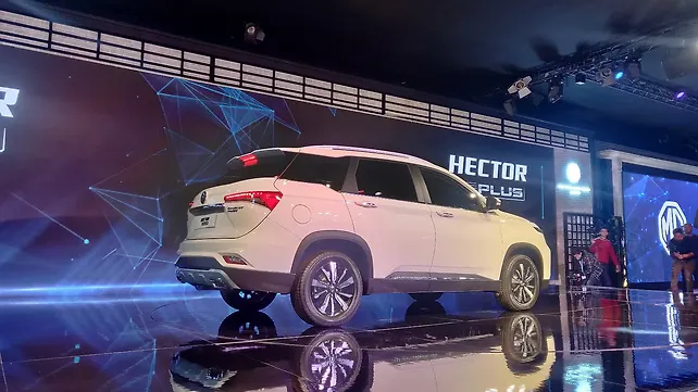 MG Hector Plus unveil at Auto Expo 2020: Live updates - CarWale
