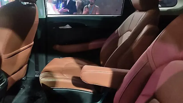 MG Hector Plus unveil at Auto Expo 2020: Live updates - CarWale