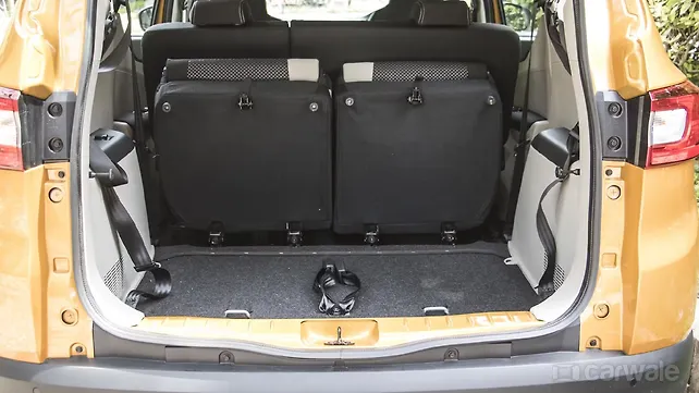 Renault Triber Review: Pros and Cons - CarWale