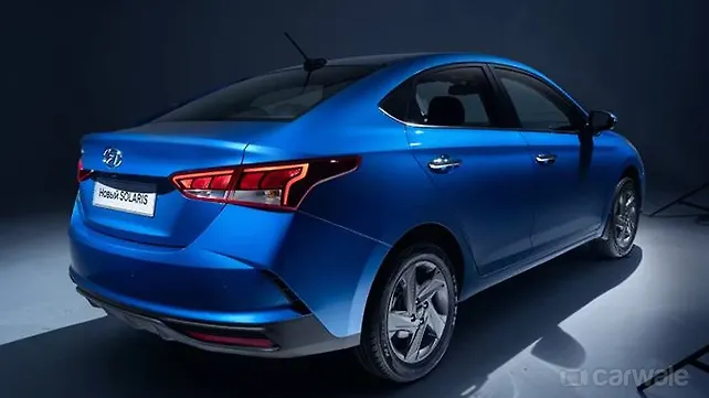 India-bound Hyundai Verna facelift revealed in Russia - CarWale