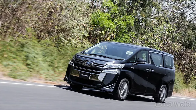 Toyota Vellfire First Drive Review - CarWale