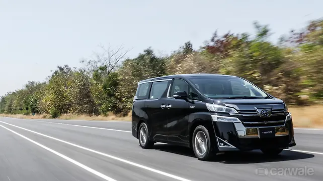 Toyota Vellfire First Drive Review - CarWale