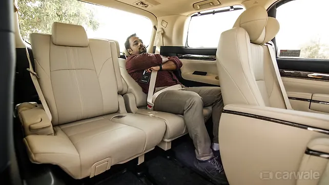 Toyota Vellfire First Drive Review - CarWale