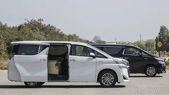 Toyota Vellfire Executive Lounge – Now in pictures - CarWale