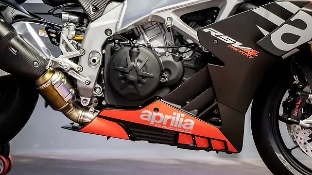Images of Aprilia RSV4 1100 Factory | Photos of RSV4 1100 Factory ...