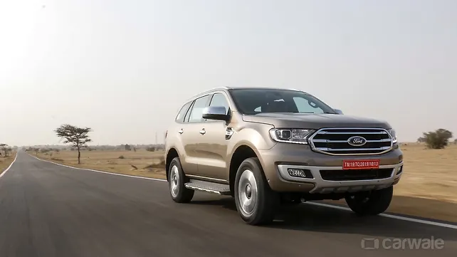 Discontinued Endeavour Titanium Plus 2.0 4x4 AT on road Price | Ford ...