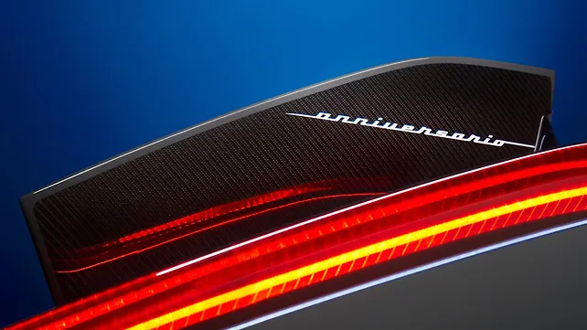 Automobili Pininfarina Battista Anniversario revealed; pure-electric ...