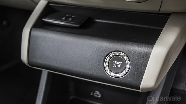 Renault Triber Review: Pros and Cons - CarWale