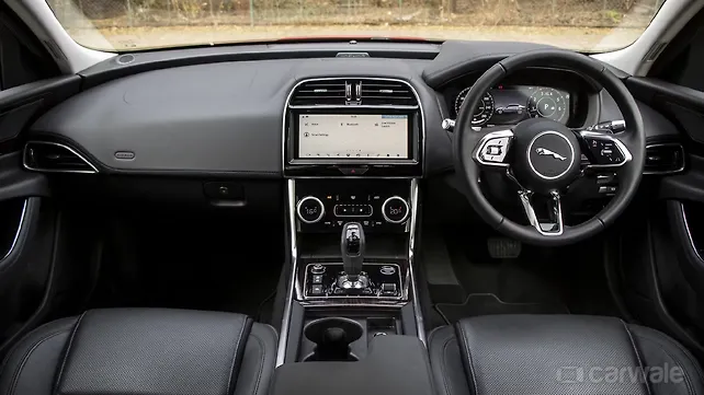 Jaguar XE Review: Pros and Cons - CarWale