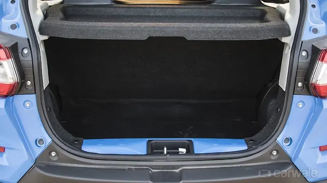 Maruti S-Presso vs Renault Kwid: Interior dimensions compared - CarWale