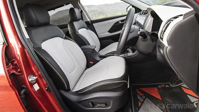 Hyundai Creta vs Nissan Kicks: Interior dimensions compared - CarWale