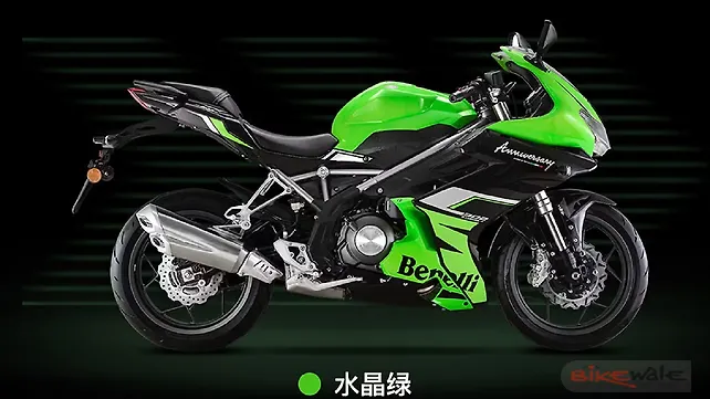 2020 Benelli 302R: Image gallery - BikeWale