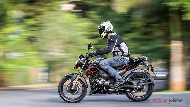 BS6 TVS Apache RTR 200 4V Road Test Review - BikeWale