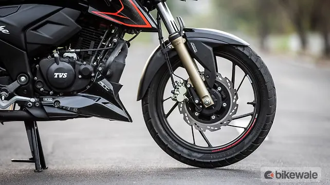 BS6 TVS Apache RTR 200 4V Road Test Review - BikeWale