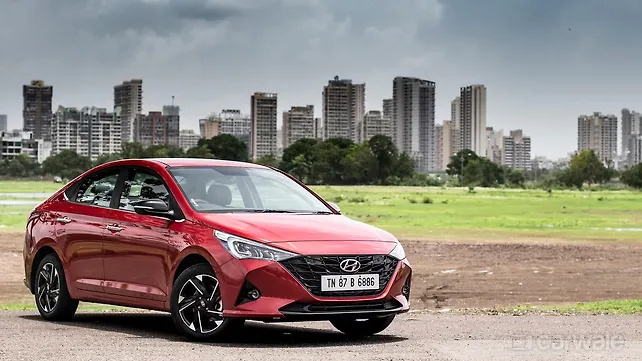 Hyundai Verna Price - Images, Colours & Reviews - CarWale